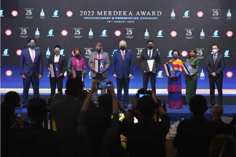 SIX RECIPIENTS CLINCH 2022 MERDEKA AWARD HONOURS FOR OUTSTANDING ...